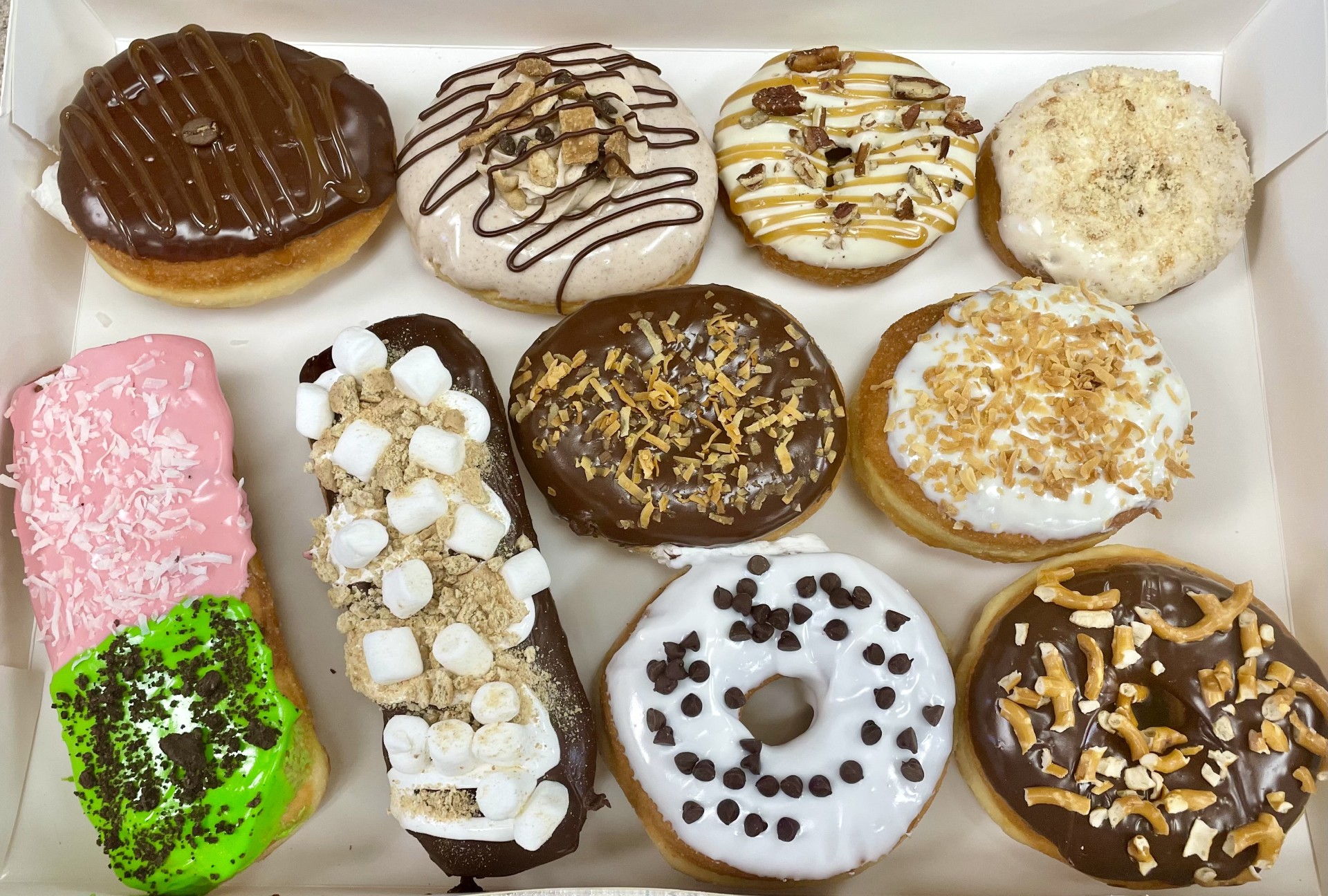 Announcing Basha's 10th Donut Flavor Craze Winners : TRAVEL/FOOD
